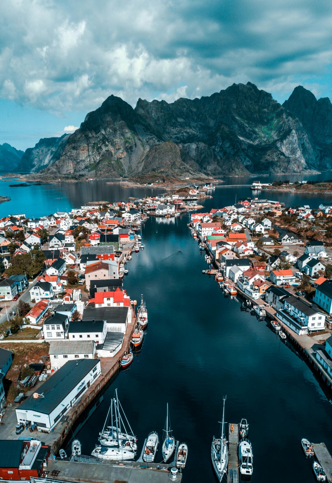 Travel The Rich Heritage of Norwegian Culture - Earthlypost